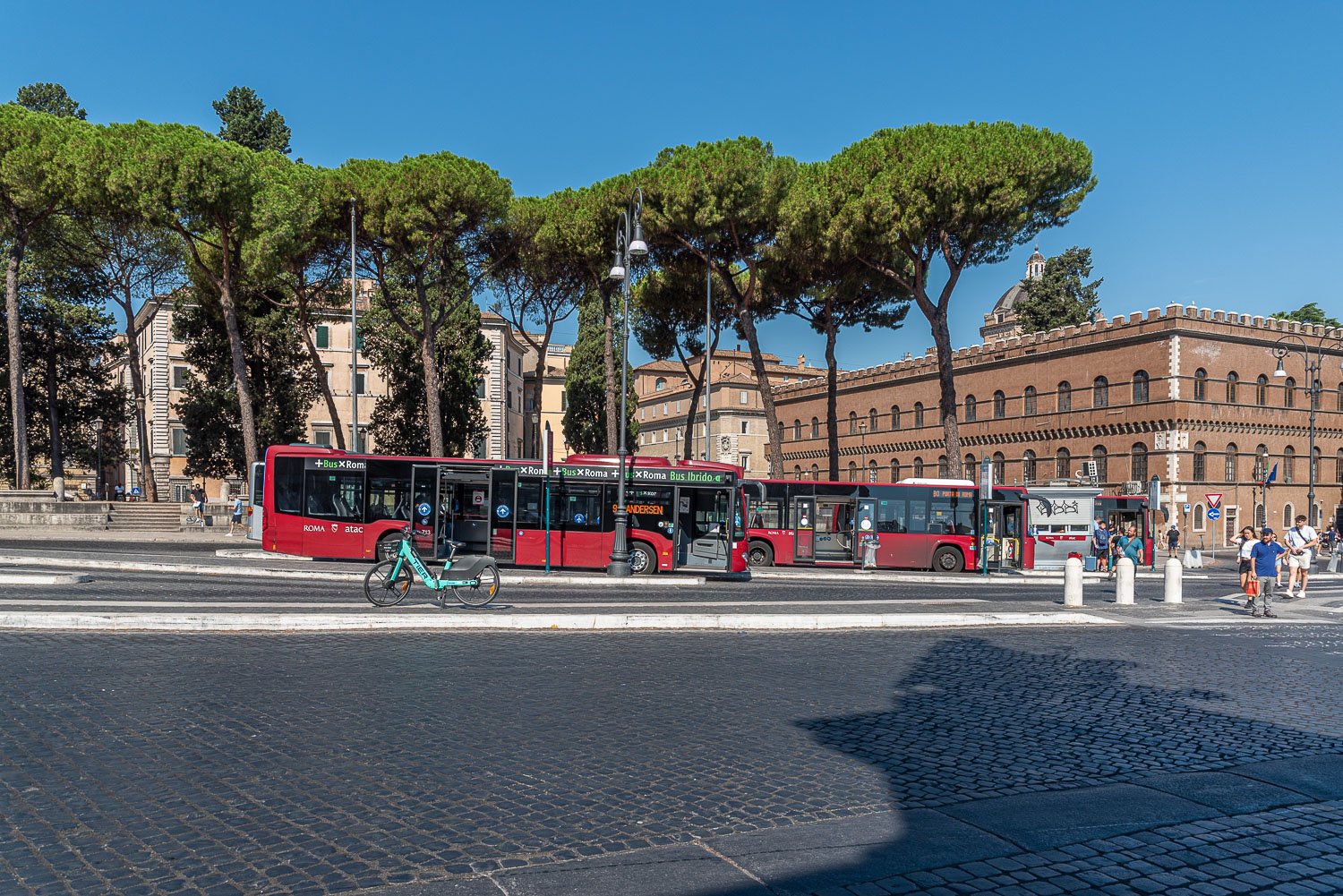 The Rome City Bus Is Easy And Convenient For Getting Around
